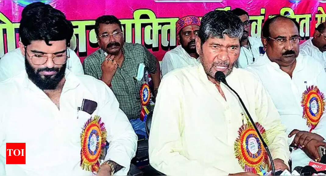 Paras Patna: Former Union minister Paras Patna addresses injustice ...