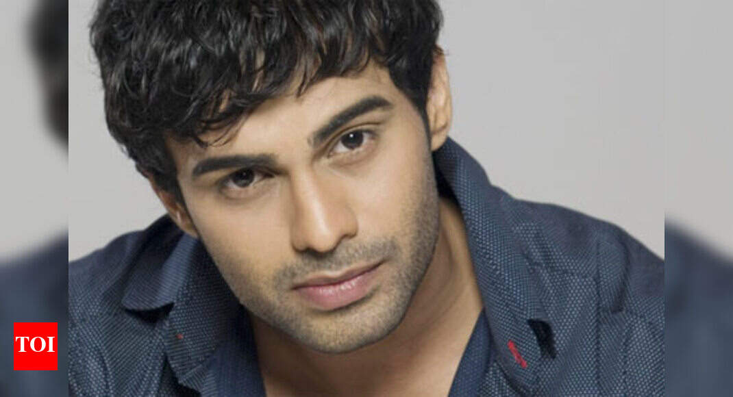 Amit Dolawat is thankful to his colony mates - Times of India