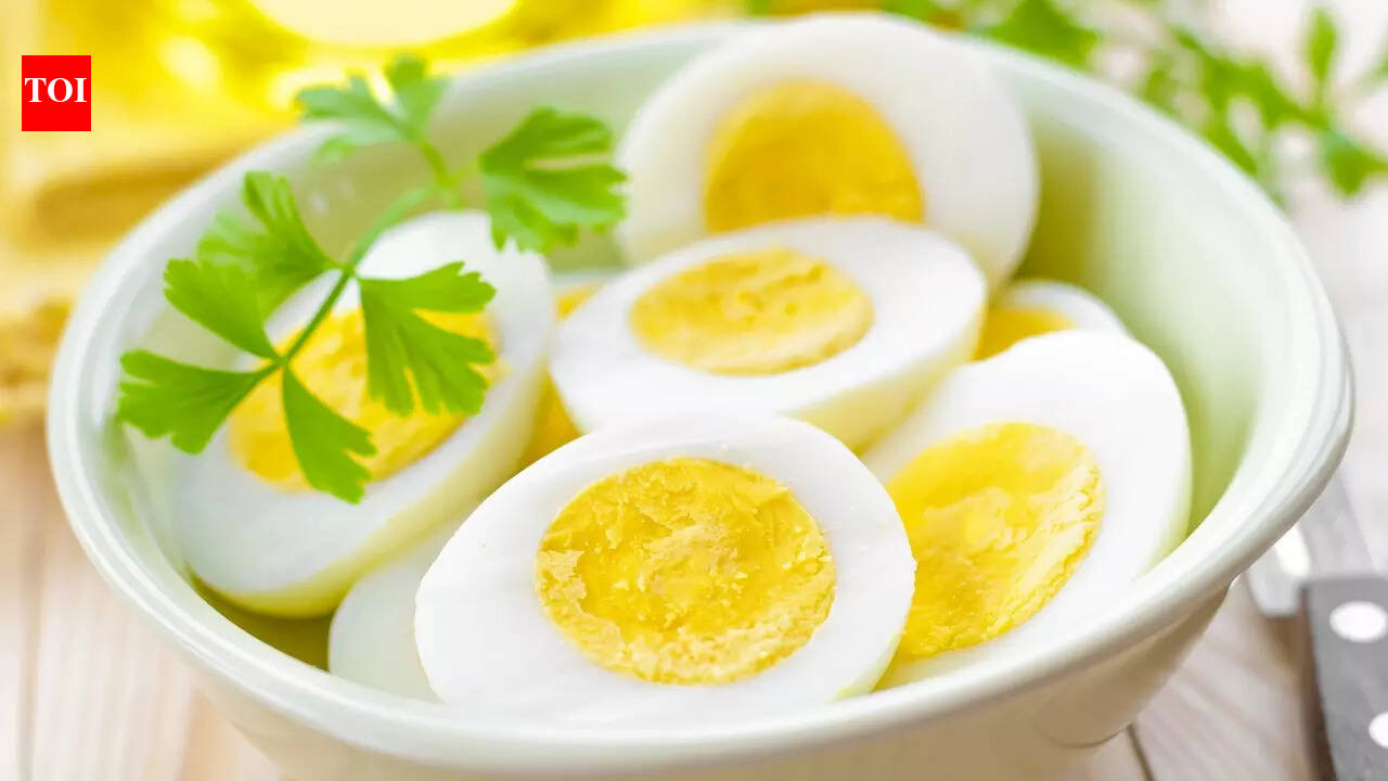 Whole Egg vs Egg White: Which is better for complete nutrition? | - The ...