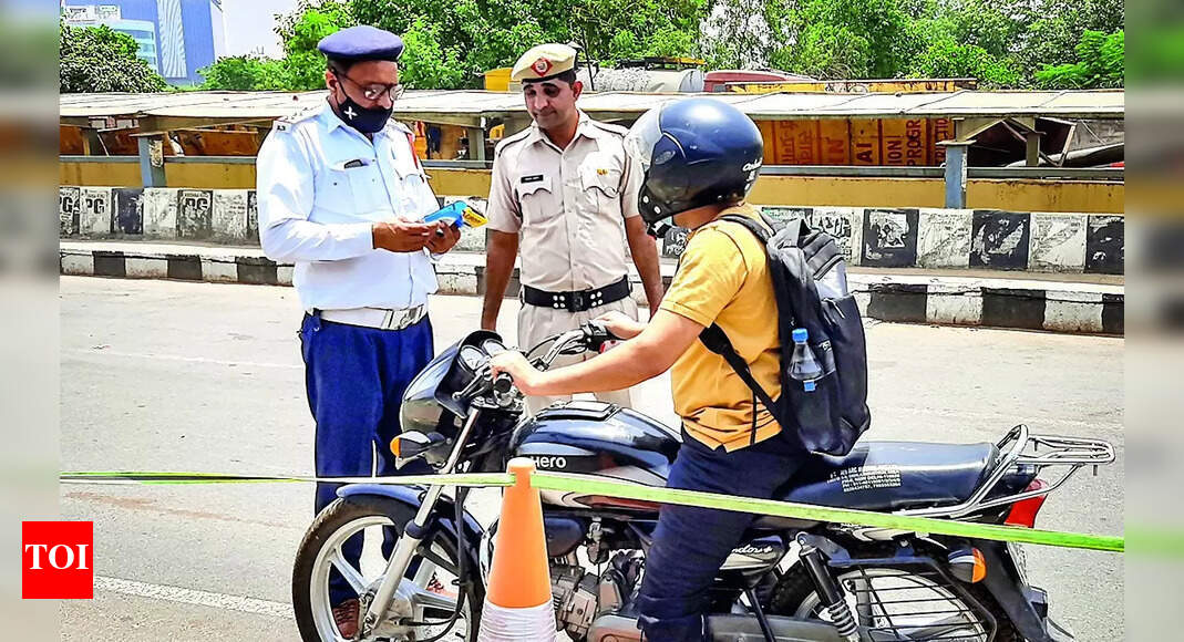 Cops step up heat on drunk drivers; 97 fined daily in July in Gurgaon ...