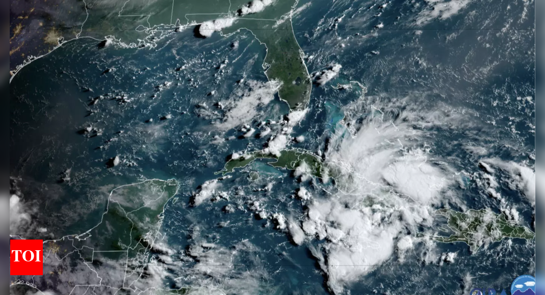 Tropical storm brewing: Emergency declared in Florida as heavy rain ...