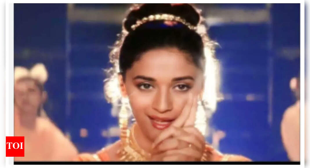 Throwback: When Madhuri Dixit questioned the hook step of 'Tu Shayar Hai' from Saajan...'What is ...