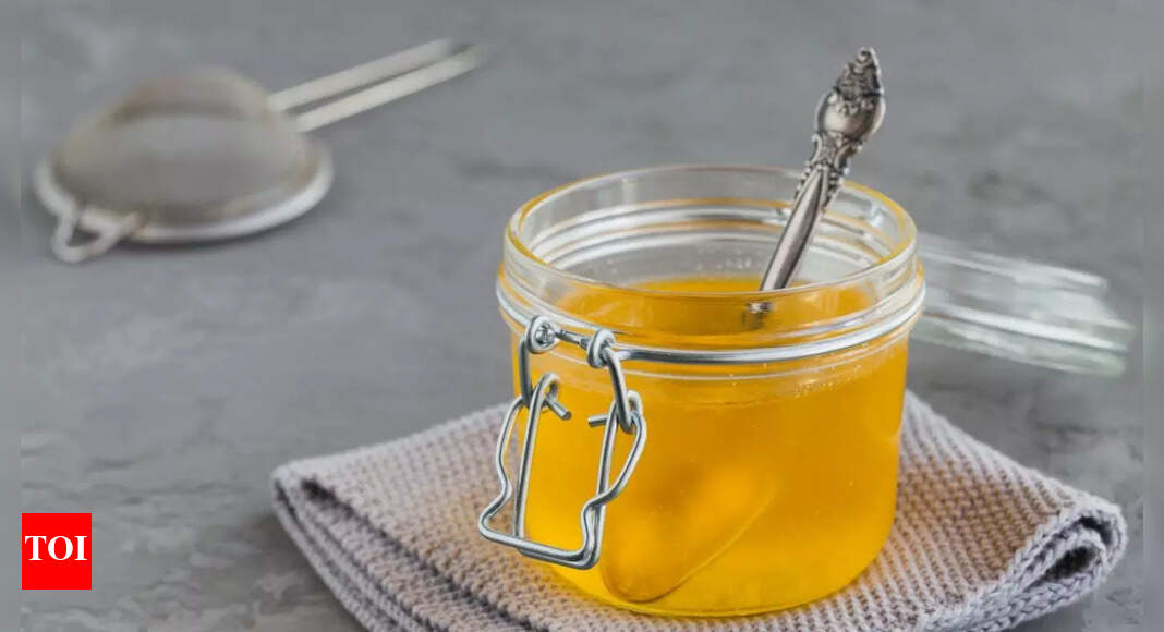 A teaspoon of ghee in warm water can unlock these health benefits - The ...