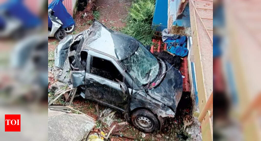 One dead, 2 injured in Vasco road crash | Goa News - Times of India