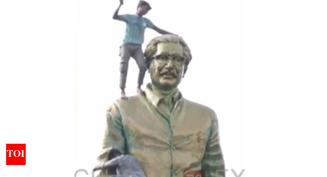 Statue of Sheikh Hasina's father Sheikh Mujibur Rahman vandalised by ...