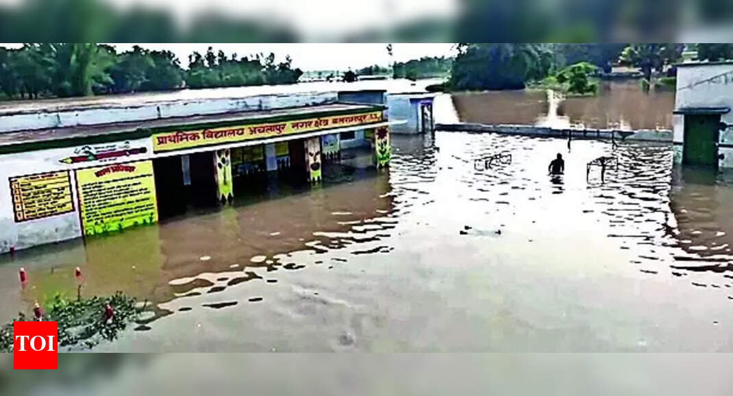 Flood-Hit Farmers: Relief Provided to Over 1.5 Lakh Flood-hit Farmers ...