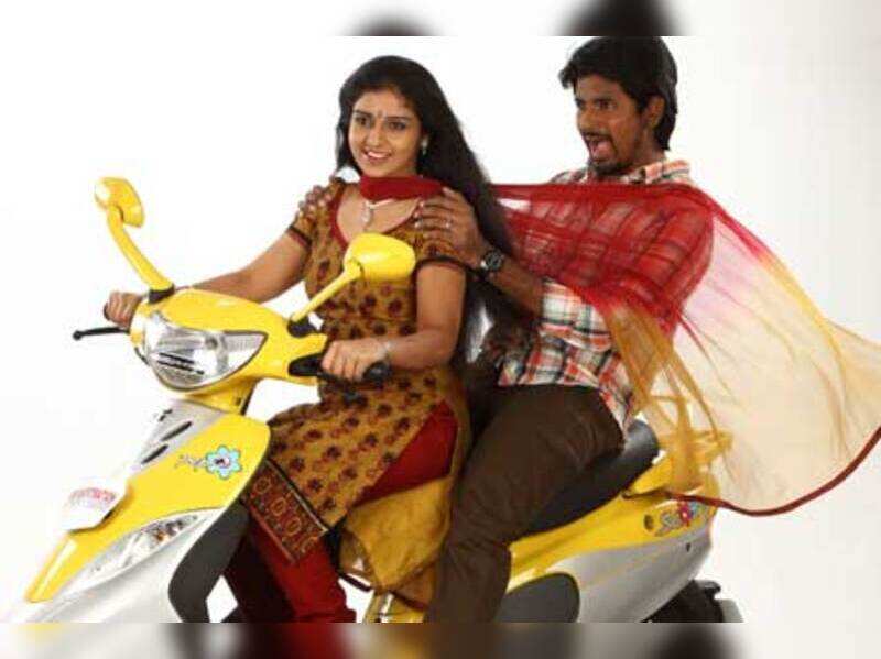 Director Ezhil to make a comeback | Telugu Movie News - Times of India