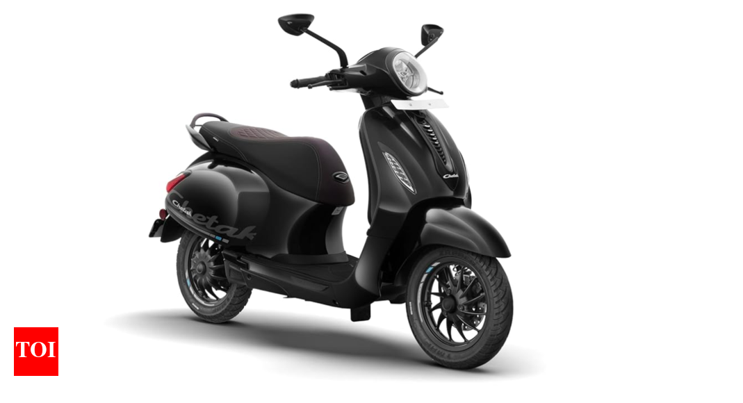 Now buy Bajaj Chetak 3201 electric scooter on Amazon: Price, changes ...