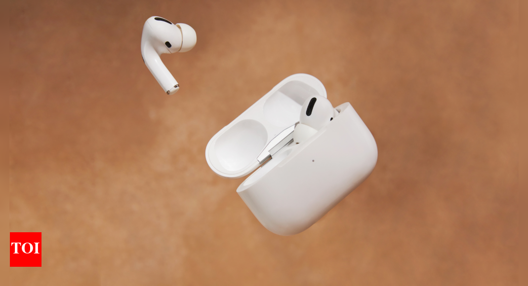 Best Earbuds For Crisp Sound, Long Battery Life, And Ultimate Comfort ...