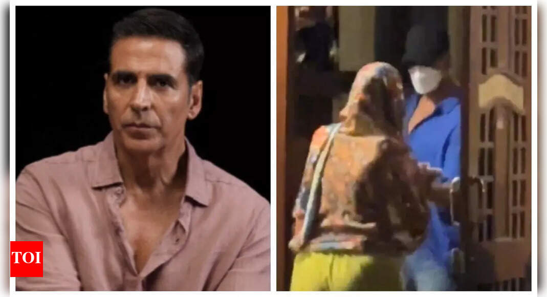 Akshay Kumar SPOTTED offering langar to poor and needy in neighbourhood ...