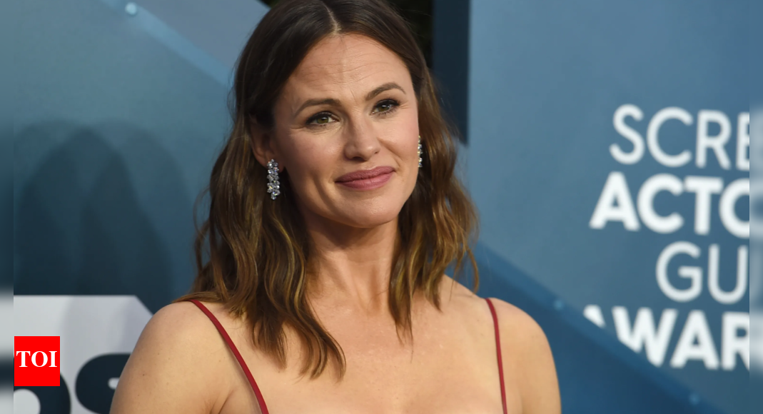 Jennifer Garner talks training for her Marvel Cameo and approves of ...