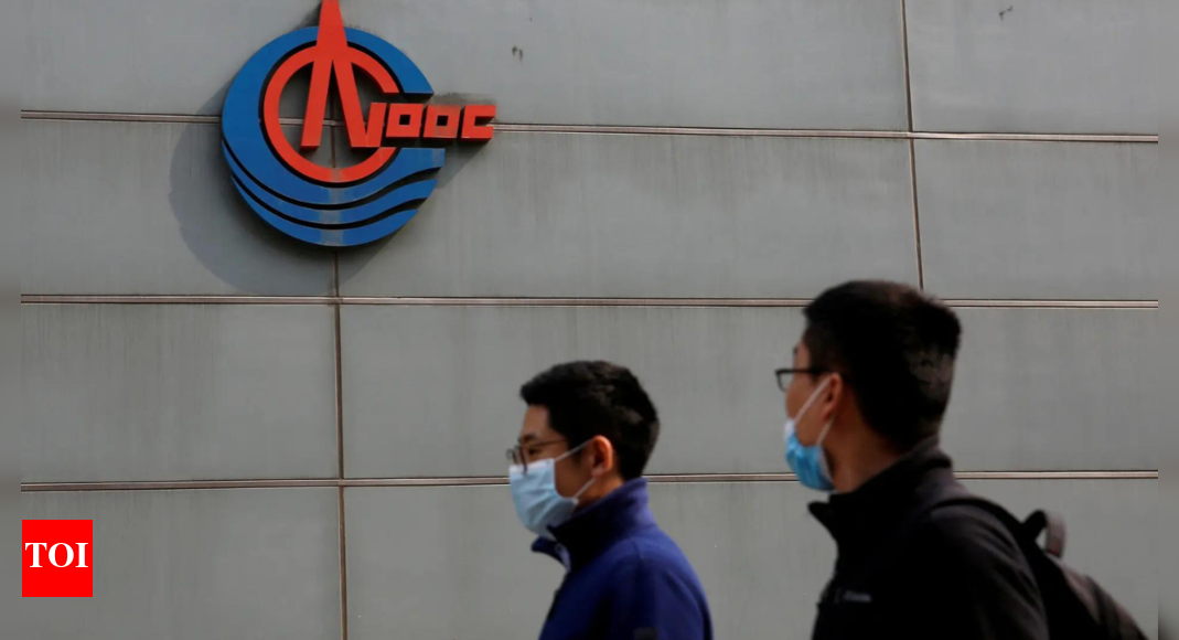 China confirms discovering world's first large shallow gas field in ...