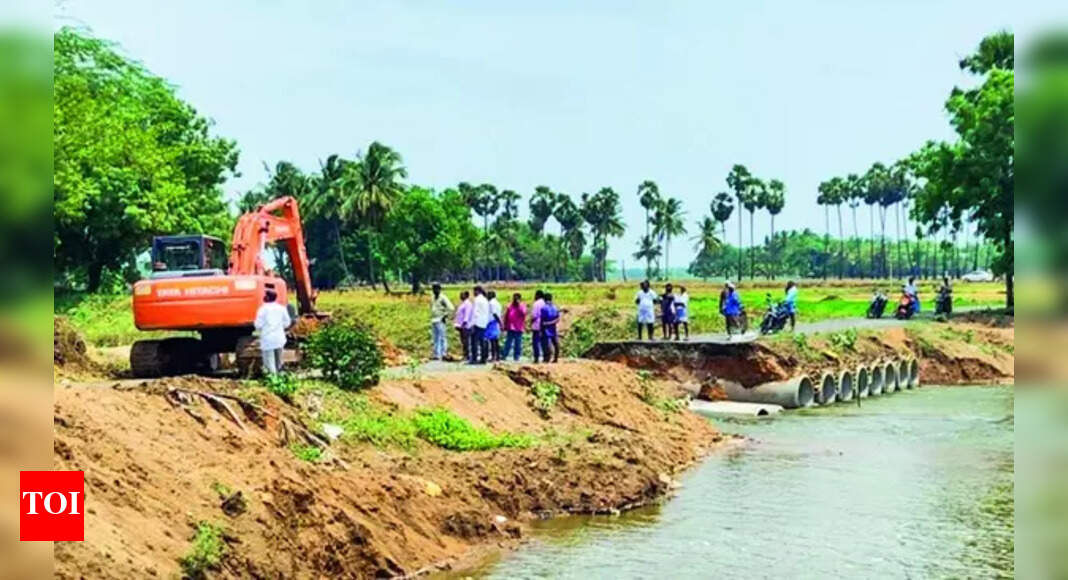 Causeway: New Causeway Constructed Across Uppar River in Trichy ...
