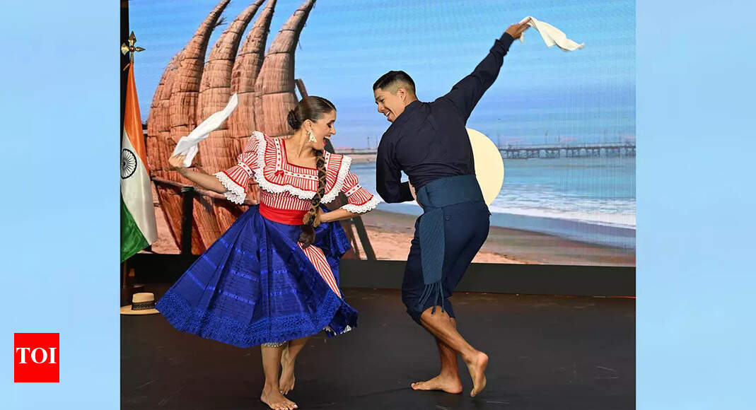 With Peruvian food and dances, the Embassy of Peru celebrates National ...