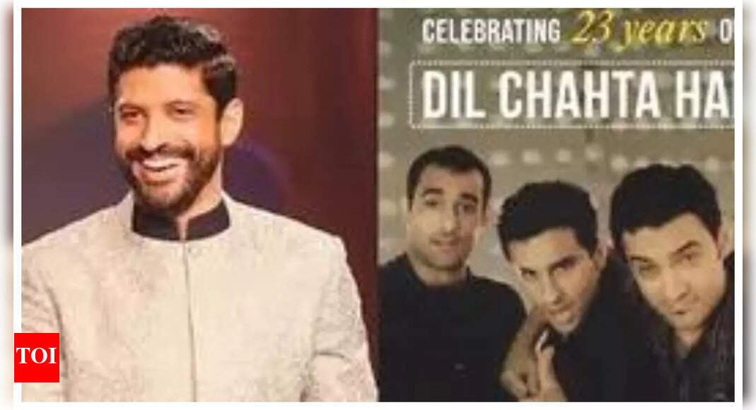 Farhan Akhtar celebrates 23 years of his iconic debut 'Dil Chahta Hai ...