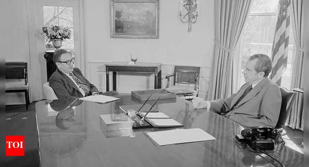 Nixon, Kissinger stood by Pakistan as Bengalis were slaughtered in 1971 ...