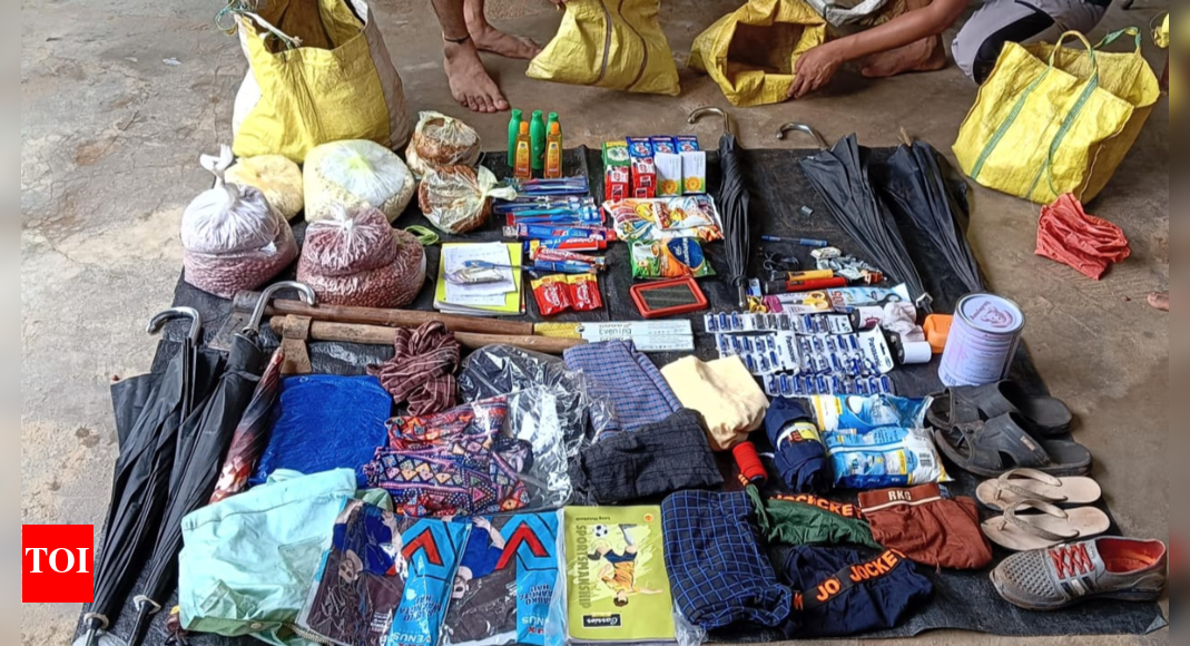 Naxalites: Naxalites open fire on Hawk Force in Balaghat, flee after ...