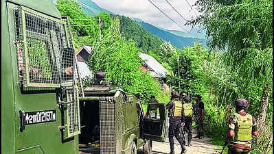 Soldiers Killed: 2 soldiers killed, 4 injured in J&K gunfight with terrorists | Srinagar News ...