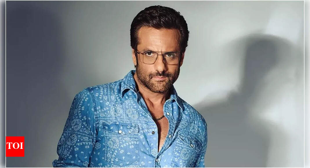 Fardeen Khan drops hints about 'Khel Khel Mein 2'; Akshay Kumar ...