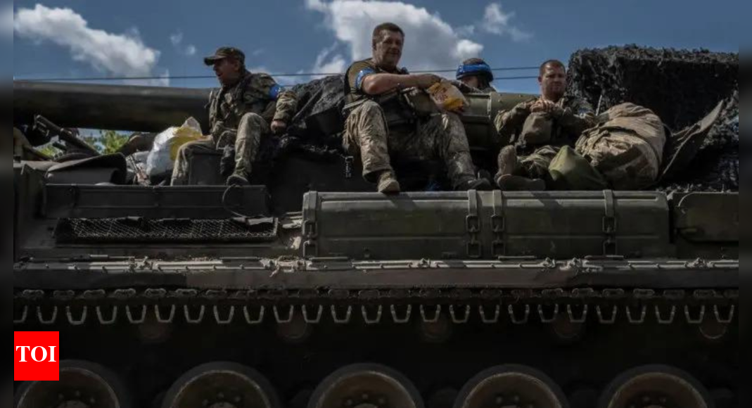 Hit Ukrainian units 30km into Russian territory, acknowledges Moscow ...
