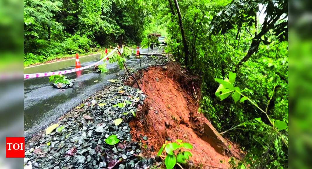 Vital landslide warning signs unheeded amid monsoon fury in Maharashtra ...