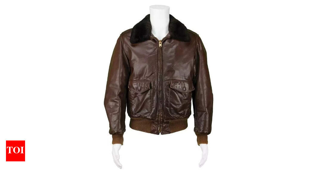 Apple co-founder Steve Jobs' iconic bomber jacket up for auction ...