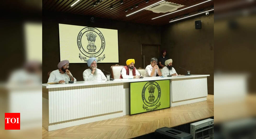 AAP: AAP launches 'Aapka MLA Aapke Dwar' program for better public ...