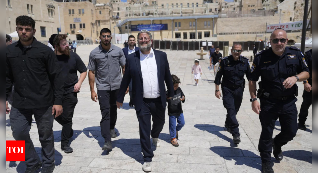 'Unduly provocative': Why Israeli minister's prayer at Al-Aqsa mosque ...