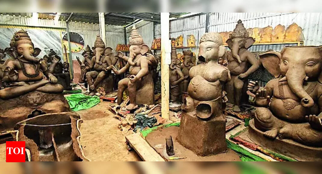 Ganesha Idol Makers: Ganesha idol makers race to meet demand for eco ...