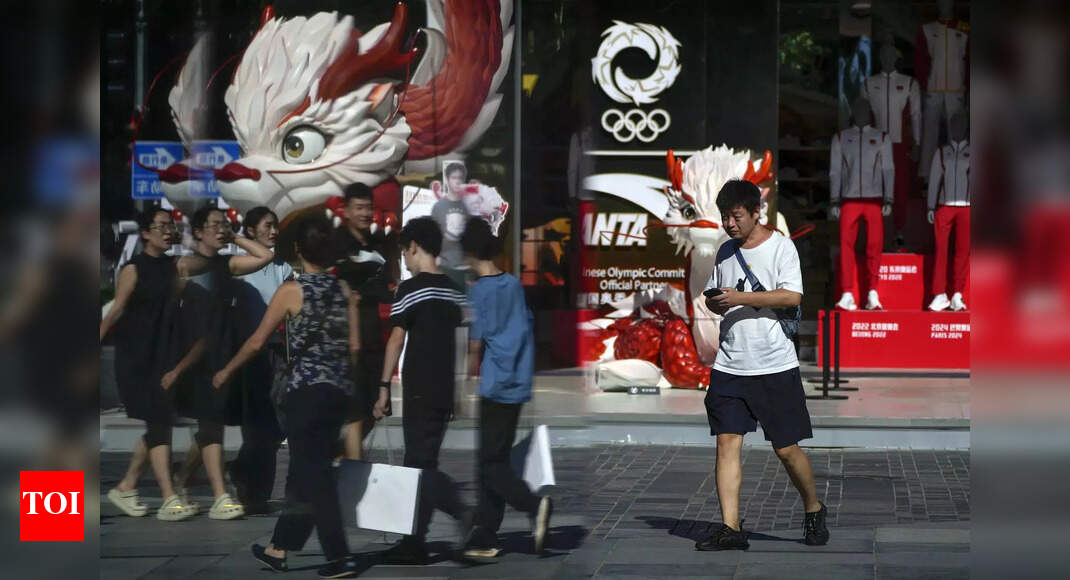 China's economy fails to pick up in July - Times of India