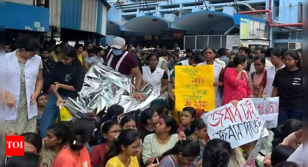 'Safety as much our right as men's': Silent midnight protest screams ...