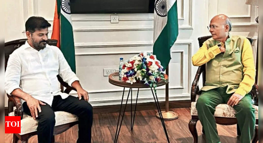 BRS will merge with BJP, K Chandrasekhar Rao may be made governor & KT ...