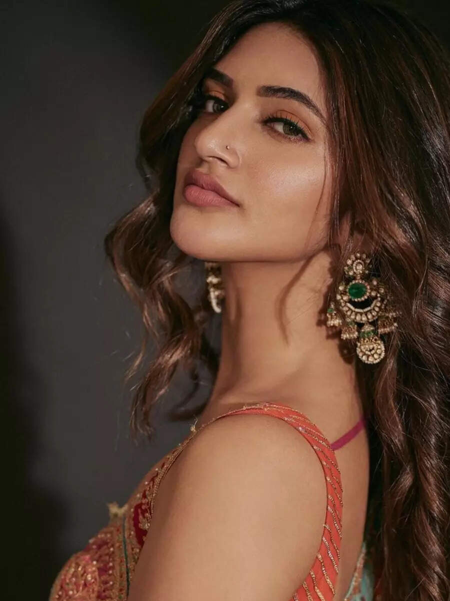 Sreeleela Teases the Fashion World with Her Calm and Classy Lehenga ...