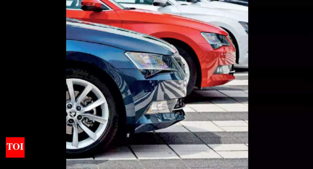 Gujarat: SUVs lead 43% increase in high-end car sales in FY24 ...