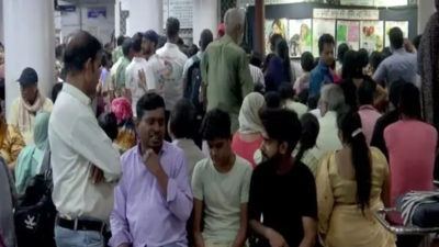 Doctor protests disrupt services at Delhi's RML Hospital, patients face ...