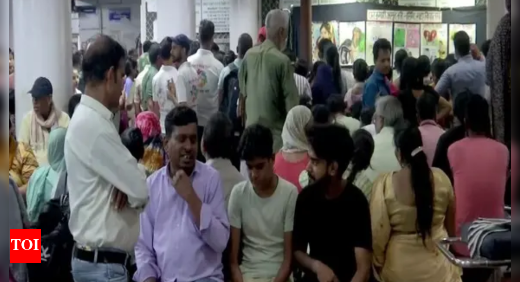 Doctor protests disrupt services at Delhi's RML Hospital, patients face ...