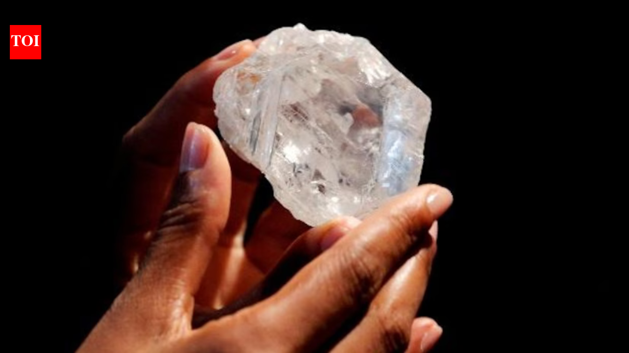World’s top 6 colossal diamonds by carat: Uncovering record-breaking ...