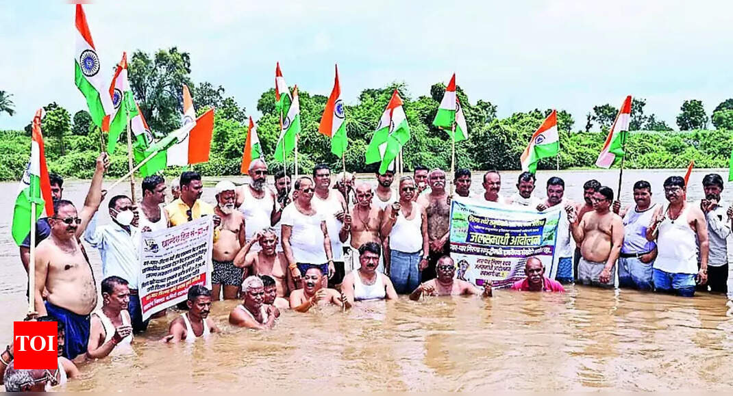 Jalgaon: Jalgaon Farmers Demand Urgent Action on Nar Par Girna Water ...
