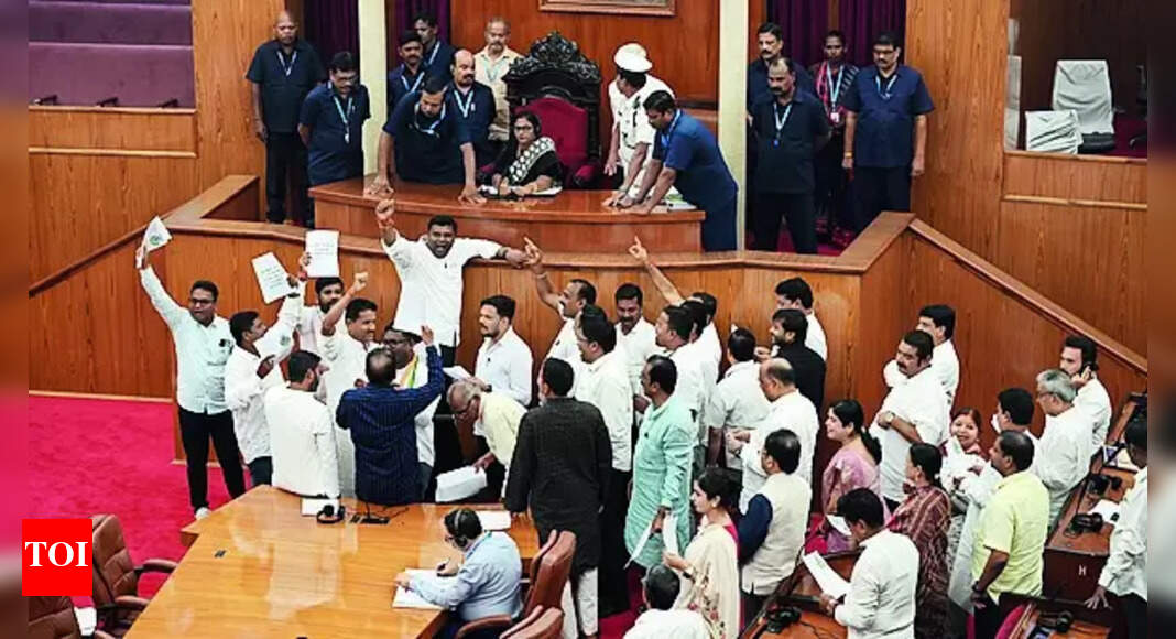 BJP: BJP censure motion against BJD MLAs | Bhubaneswar News - Times of India
