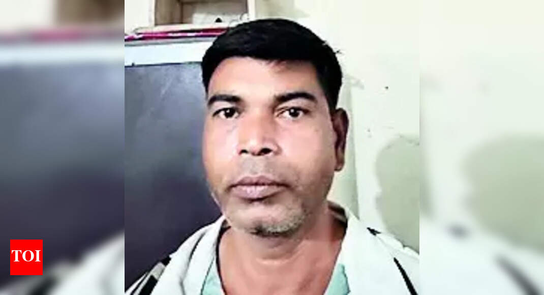 Murder Convict: Murder convict on parole kills wife and lover | Surat ...