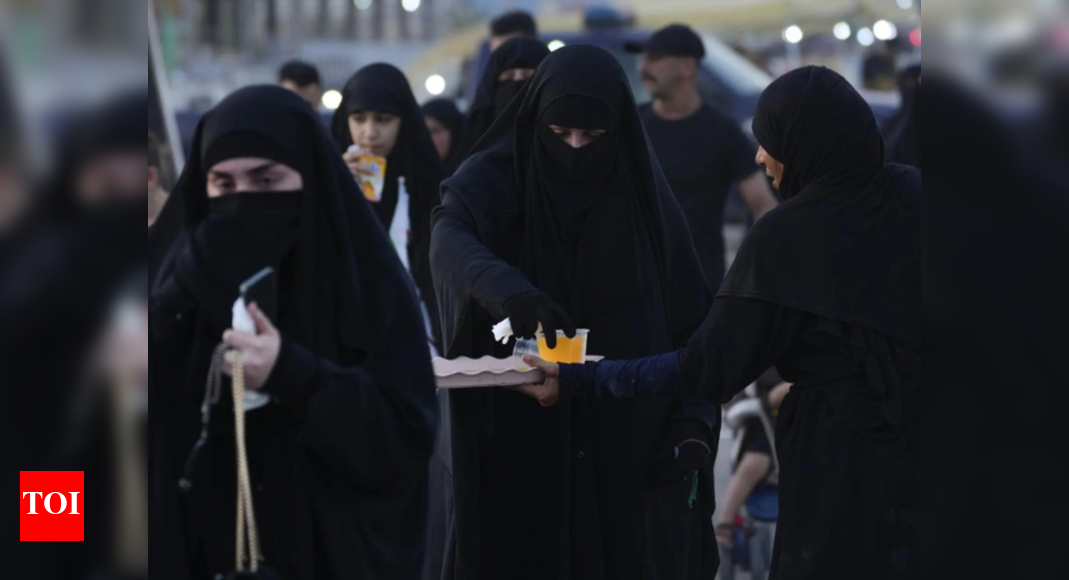 Millions of Shiite pilgrims participate in Arbaeen pilgrimage in Iraq ...