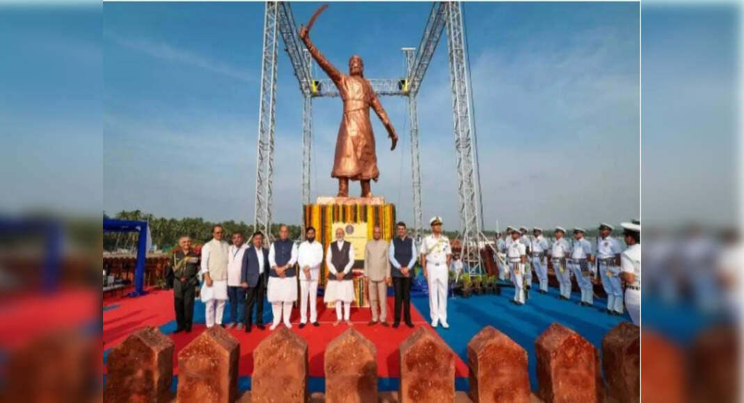 Maharashtra: 35-foot statue of Chhatrapati Shivaji collapses in ...