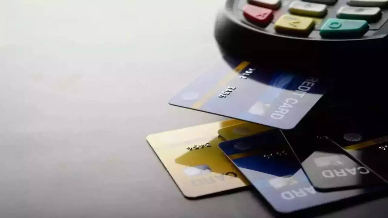 Avoid These 10 Common Credit Card Mistakes to Save Money