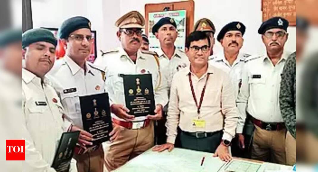 Civil Defense Organization: Eight BLW employees receive Director ...