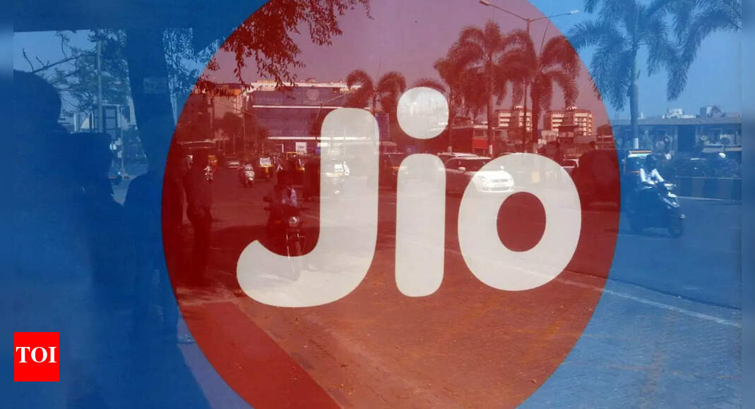 Jio Netflix plans: Unlock Unlimited 5G, Netflix subscription, free ...