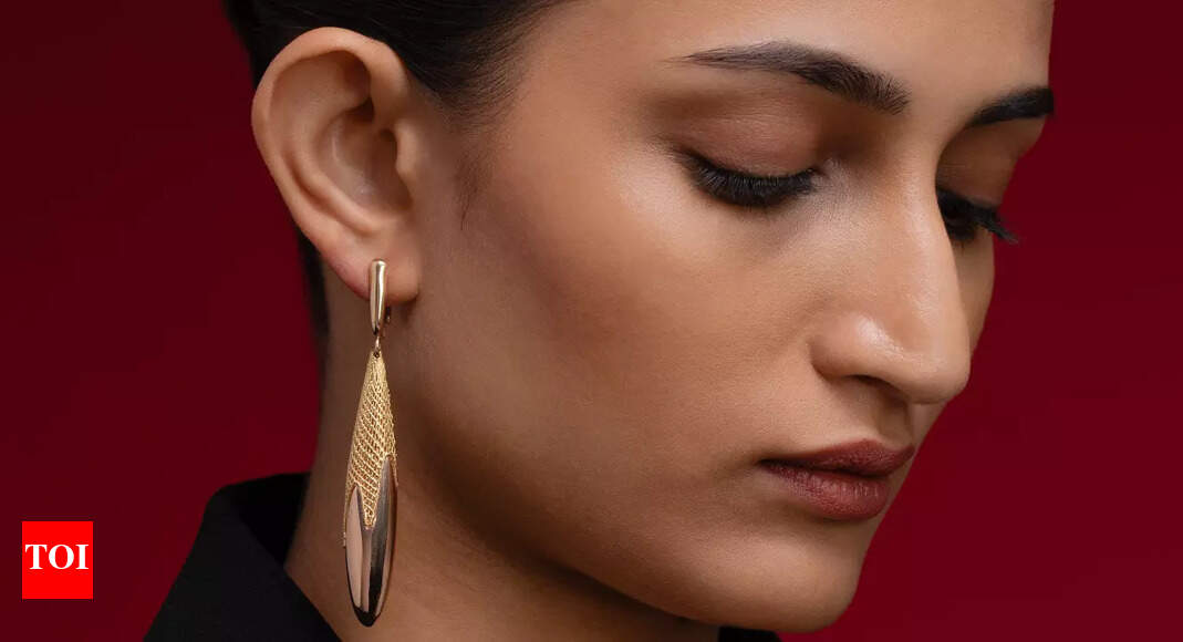 Choose the right metallic finish for your jewellery - Times of India