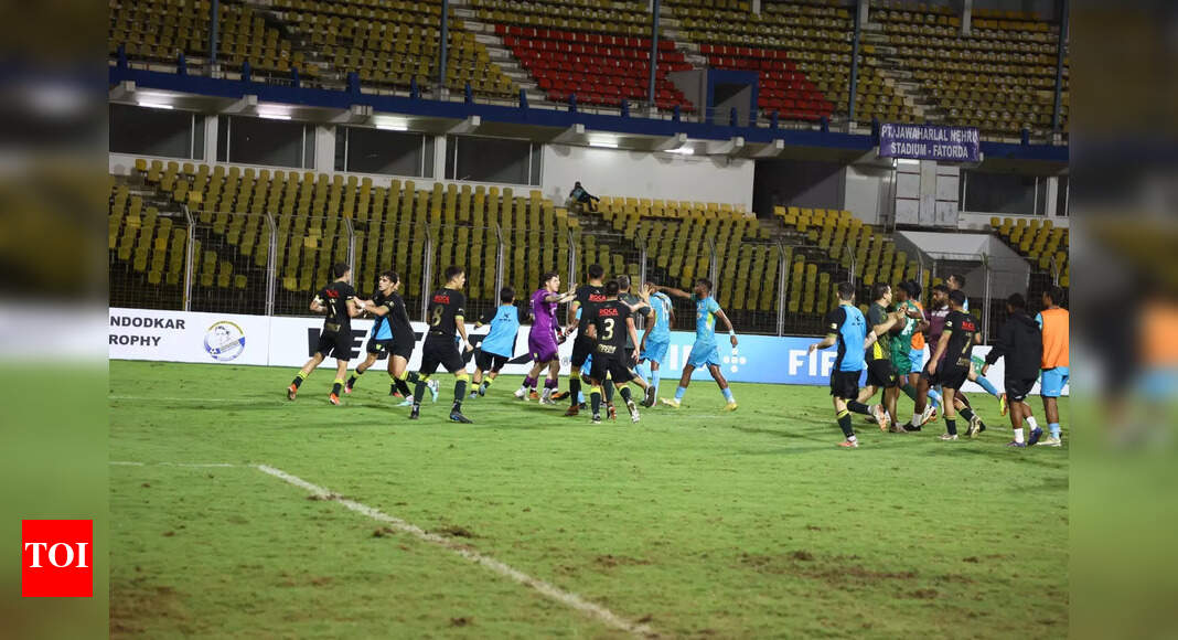 Bandodkar Trophy: Nine-man Defensa y Justicia enter semis with gritty ...