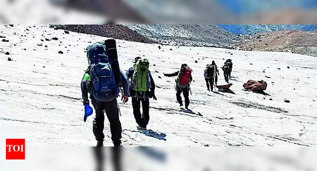 Pin Parvati Valley: Army team completes trekking expedition to Pin ...