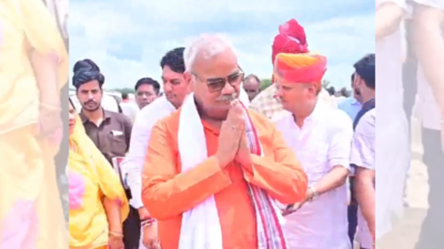 Rajasthan education minister vows to burn books that glorify Mughal ...