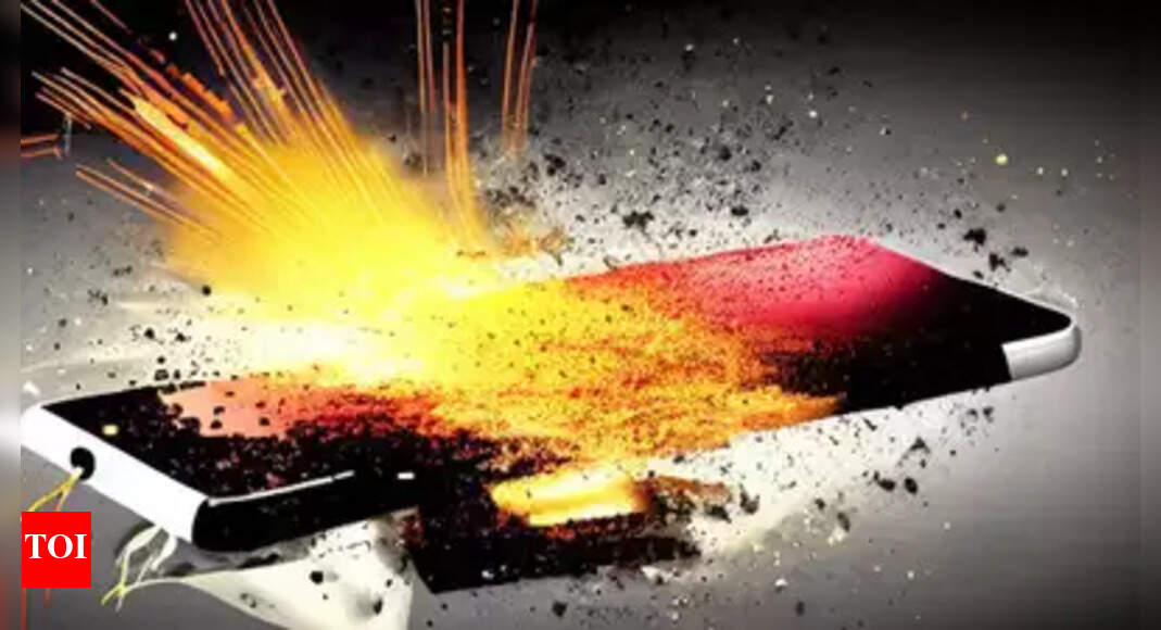 9-year-old boy injured after mobile phone explodes in hand in MP's ...